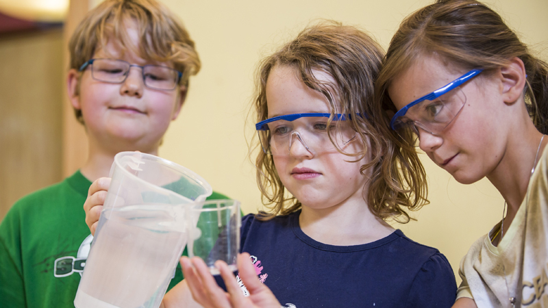 Experimentierwelten | two4science